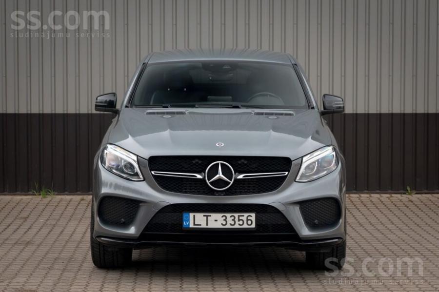 Серый Мерседес ГЛE 350 2018 в Тукумс, объемом двигателя 3.00 л и пробегом 158 тыс. км за 28500 €, фото 3 на AUTOMOTO.COM.LV