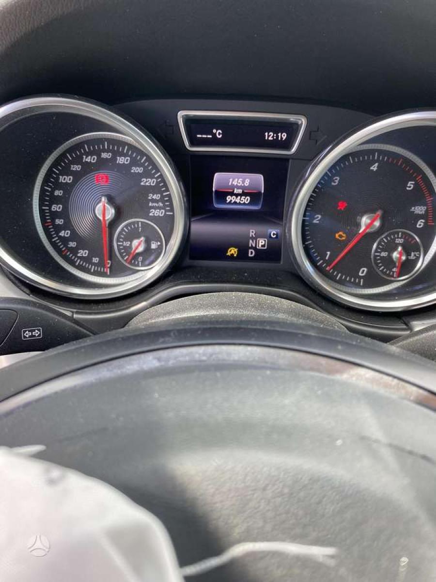 Pelēks Mercedes-Benz GLE 350 2018 Kauņa, ar dzinēja tilpumu 3.00 L un nobraukumu 99 tūkst. km par 12500 €, foto 9 vietnē AUTOMOTO.COM.LV