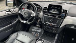 Grey Mercedes-Benz GLE 350 2018 in Marijampole, with an engine capacity of 2.99 L and mileage of 247 thousand km for 25990 €, photo 3 on AUTOMOTO.COM.LV