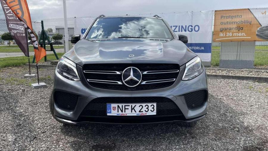 Grey Mercedes-Benz GLE 350 2018 in Marijampole, with an engine capacity of 2.99 L and mileage of 247 thousand km for 25990 €, photo 6 on AUTOMOTO.COM.LV