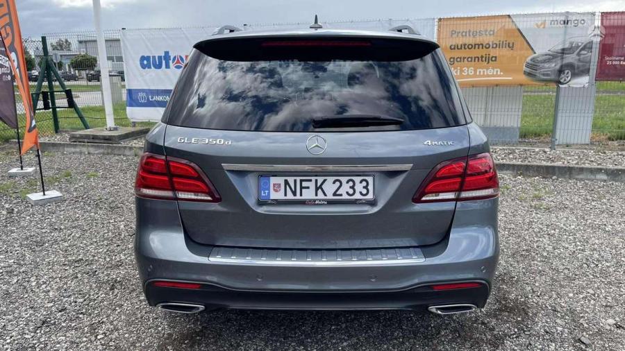 Grey Mercedes-Benz GLE 350 2018 in Marijampole, with an engine capacity of 2.99 L and mileage of 247 thousand km for 25990 €, photo 10 on AUTOMOTO.COM.LV