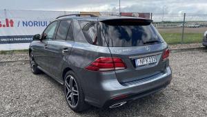 Grey Mercedes-Benz GLE 350 2018 in Marijampole, with an engine capacity of 2.99 L and mileage of 247 thousand km for 25990 €, photo 11 on AUTOMOTO.COM.LV