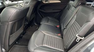 Grey Mercedes-Benz GLE 350 2018 in Marijampole, with an engine capacity of 2.99 L and mileage of 247 thousand km for 25990 €, photo 18 on AUTOMOTO.COM.LV
