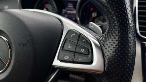 Grey Mercedes-Benz GLE 350 2018 in Marijampole, with an engine capacity of 2.99 L and mileage of 247 thousand km for 25990 €, photo 25 on AUTOMOTO.COM.LV