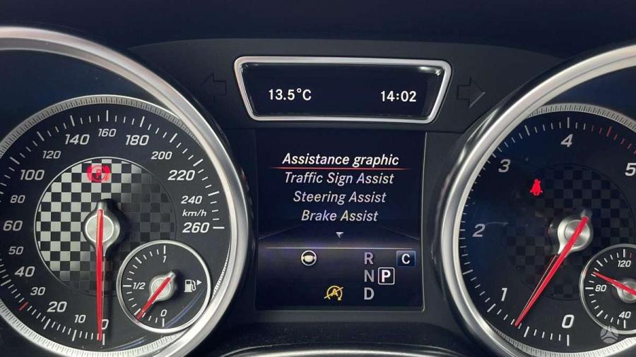 Grey Mercedes-Benz GLE 350 2018 in Marijampole, with an engine capacity of 2.99 L and mileage of 247 thousand km for 25990 €, photo 36 on AUTOMOTO.COM.LV