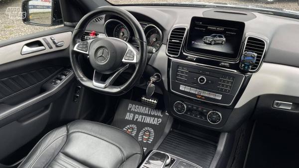 Grey Mercedes-Benz GLE 350 2018 in Marijampole, with an engine capacity of 3.00 L and mileage of 247 thousand km for 25990 €, photo 5 on AUTOMOTO.COM.LV