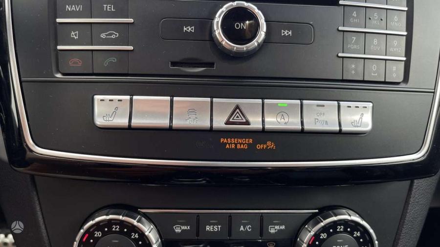 Grey Mercedes-Benz GLE 350 2018 in Marijampole, with an engine capacity of 2.99 L and mileage of 247 thousand km for 25250 €, photo 30 on AUTOMOTO.COM.LV