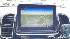 Grey Mercedes-Benz GLE 350 2018 in Marijampole, with an engine capacity of 2.99 L and mileage of 247 thousand km for 25250 €, photo 48 on AUTOMOTO.COM.LV