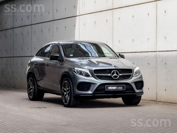 Pelēks Mercedes-Benz GLE 350 2019 Rīga, ar dzinēja tilpumu 3.00 L un nobraukumu 99 tūkst. km par 38900 €, foto 1 vietnē AUTOMOTO.COM.LV