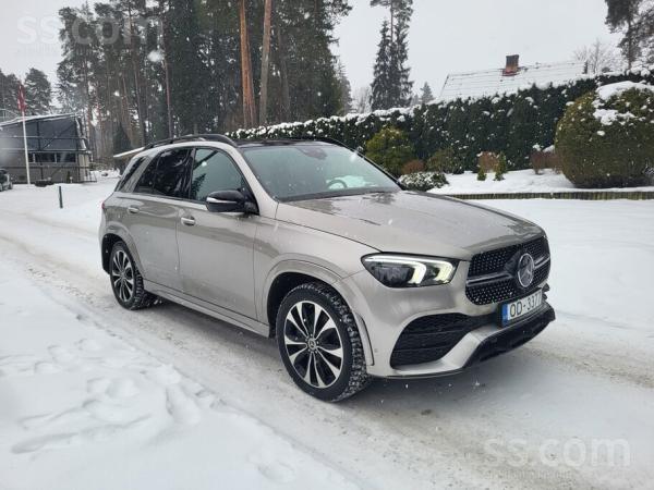 Grey Mercedes-Benz GLE 350 2019 in Ogre, with an engine capacity of 3.00 L and mileage of 68 thousand km for 59000 €, photo 2 on AUTOMOTO.COM.LV