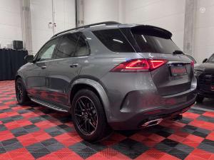 Pelēks Mercedes-Benz GLE 350 2020 Viļņa, ar dzinēja tilpumu 2.00 L un nobraukumu 69 tūkst. km par 41900 €, foto 6 vietnē AUTOMOTO.COM.LV