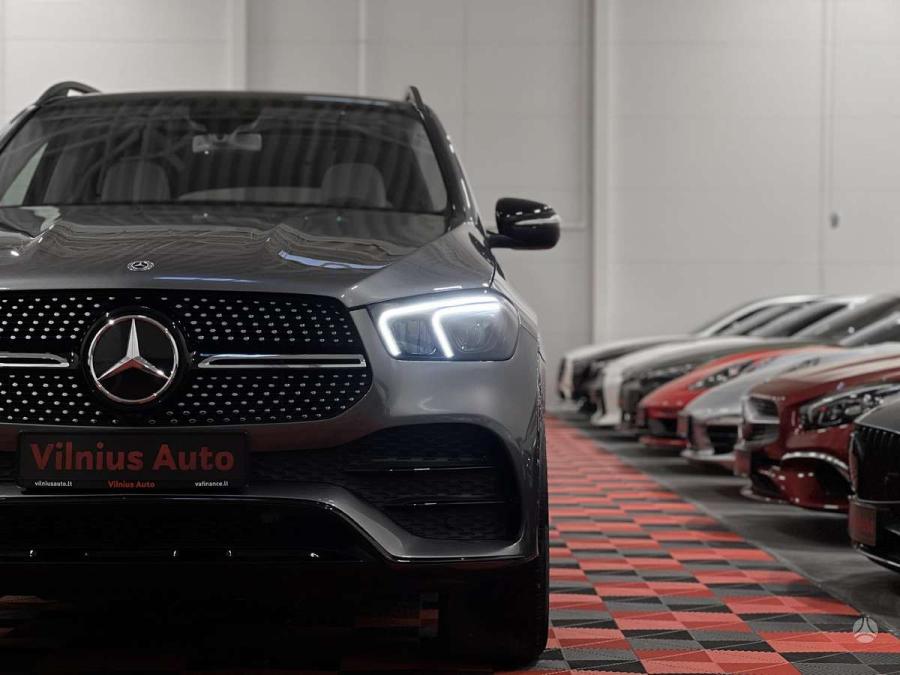 Pelēks Mercedes-Benz GLE 350 2020 Viļņa, ar dzinēja tilpumu 2.00 L un nobraukumu 69 tūkst. km par 41900 €, foto 7 vietnē AUTOMOTO.COM.LV