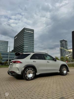 Pelēks Mercedes-Benz GLE 350 2020 Viļņa, ar dzinēja tilpumu 2.00 L un nobraukumu 33 tūkst. km par 44888 €, foto 21 vietnē AUTOMOTO.COM.LV