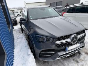 Grey Mercedes-Benz GLE 350 2020 in Taurage, with an engine capacity of 1.95 L and mileage of 127 thousand km for 33500 €, photo 2 on AUTOMOTO.COM.LV