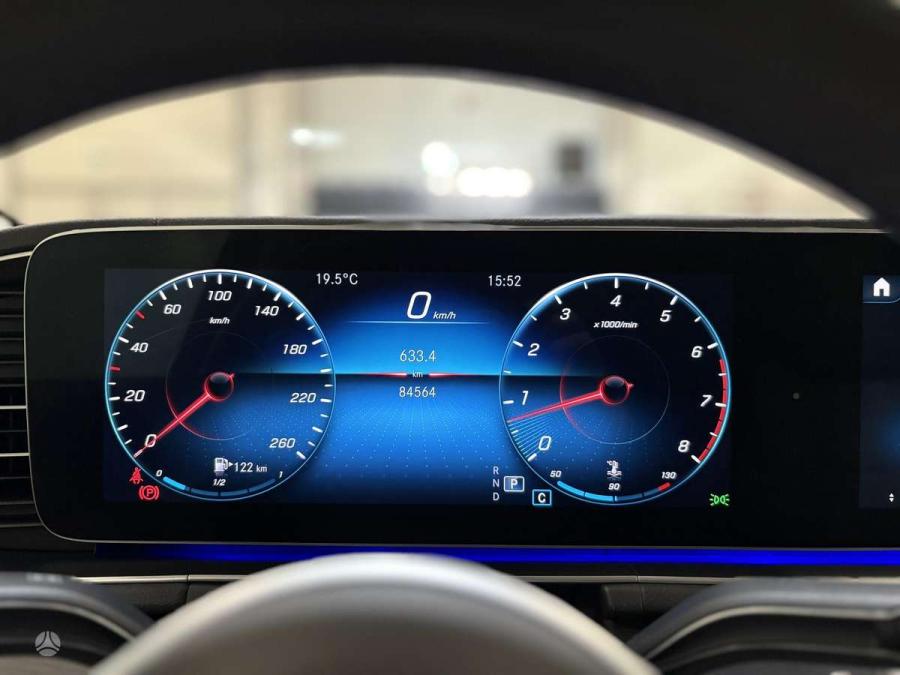 Grey Mercedes-Benz GLE 350 2020 in Vilnius, with an engine capacity of 2.00 L and mileage of 85 thousand km for 38900 €, photo 24 on AUTOMOTO.COM.LV