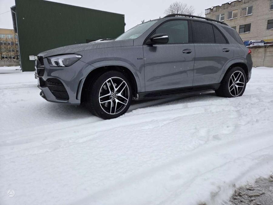 Pelēks Mercedes-Benz GLE 350 2021 Kauņa, ar dzinēja tilpumu 1.95 L un nobraukumu 81 tūkst. km par 42000 €, foto 4 vietnē AUTOMOTO.COM.LV