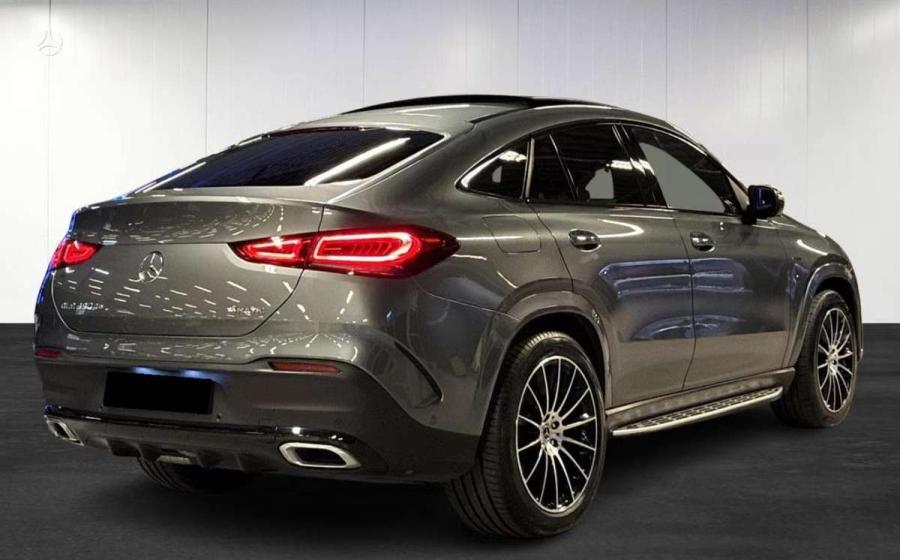 Pelēks Mercedes-Benz GLE 350 2021 Viļņa, ar dzinēja tilpumu 1.95 L un nobraukumu 112 tūkst. km par 65000 €, foto 3 vietnē AUTOMOTO.COM.LV