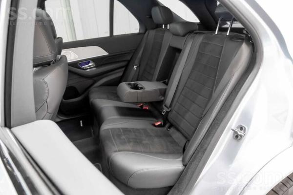 Pelēks Mercedes-Benz GLE 350 2021 Tukums, ar dzinēja tilpumu 2.00 L un nobraukumu 0 tūkst. km par 49990 €, foto 6 vietnē AUTOMOTO.COM.LV