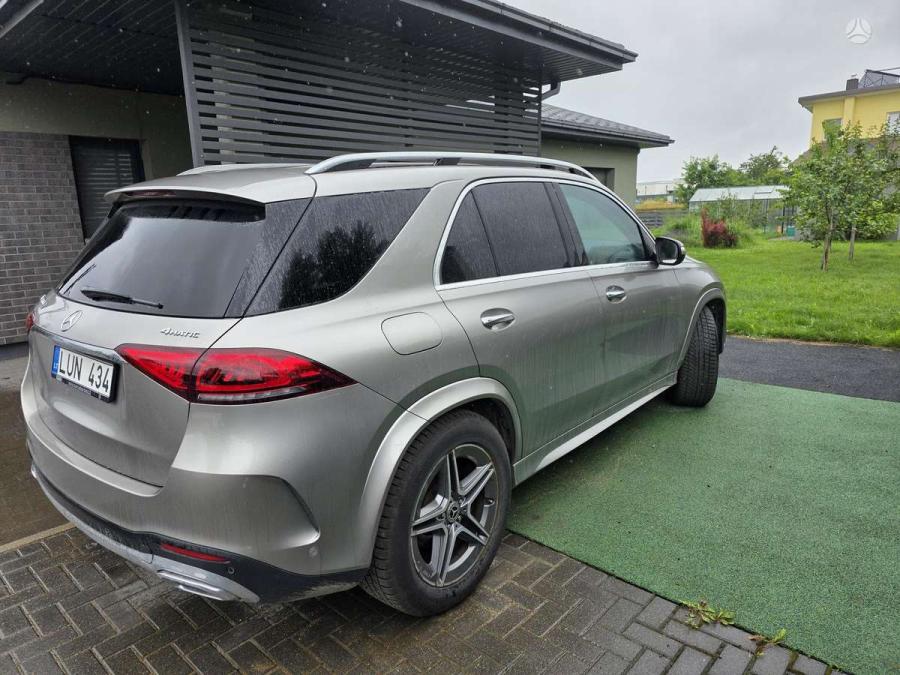 Grey Mercedes-Benz GLE 350 2021 in Vilnius, with an engine capacity of 2.93 L and mileage of 40 thousand km for 58000 €, photo 6 on AUTOMOTO.COM.LV