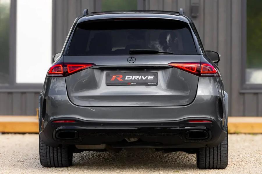 Pelēks Mercedes-Benz GLE 350 2021 Jelgava, ar dzinēja tilpumu 0.00 L un nobraukumu 179 tūkst. km par 46900 €, foto 7 vietnē AUTOMOTO.COM.LV