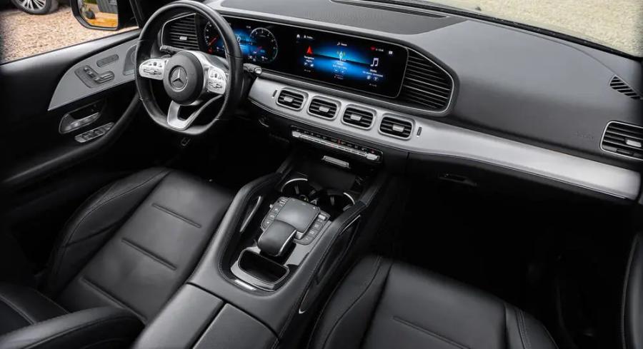 Pelēks Mercedes-Benz GLE 350 2021 Jelgava, ar dzinēja tilpumu 0.00 L un nobraukumu 179 tūkst. km par 46900 €, foto 13 vietnē AUTOMOTO.COM.LV