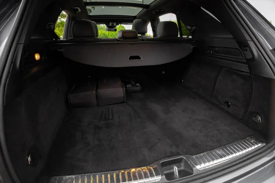 Pelēks Mercedes-Benz GLE 350 2021 Jelgava, ar dzinēja tilpumu 0.00 L un nobraukumu 179 tūkst. km par 46900 €, foto 32 vietnē AUTOMOTO.COM.LV