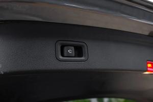 Pelēks Mercedes-Benz GLE 350 2021 Jelgava, ar dzinēja tilpumu 0.00 L un nobraukumu 179 tūkst. km par 46900 €, foto 33 vietnē AUTOMOTO.COM.LV