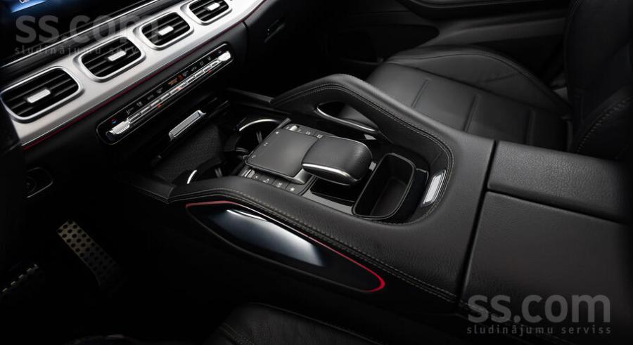Pelēks Mercedes-Benz GLE 350 2021 Jelgava, ar dzinēja tilpumu 2.00 L un nobraukumu 179 tūkst. km par 46900 €, foto 17 vietnē AUTOMOTO.COM.LV