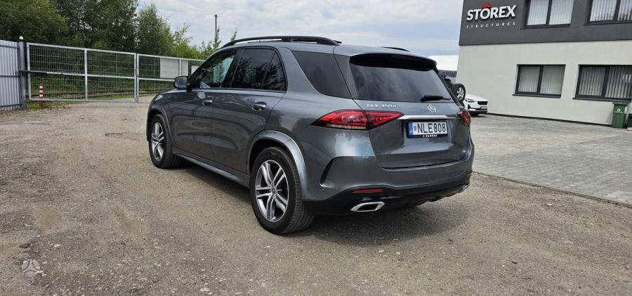Pelēks Mercedes-Benz GLE 350 2021 Kauņa, ar dzinēja tilpumu 2.93 L un nobraukumu 96 tūkst. km par 44300 €, foto 5 vietnē AUTOMOTO.COM.LV
