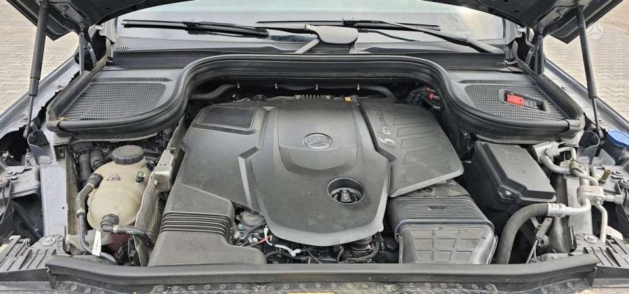 Pelēks Mercedes-Benz GLE 350 2021 Kauņa, ar dzinēja tilpumu 2.93 L un nobraukumu 96 tūkst. km par 44300 €, foto 17 vietnē AUTOMOTO.COM.LV