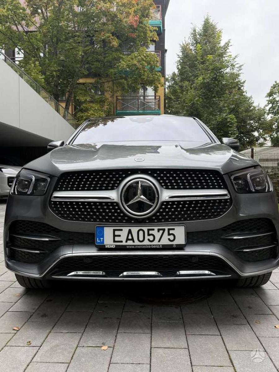 Grey Mercedes-Benz GLE 350 2021 in Vilnius, with an engine capacity of 1.99 L and mileage of 33 thousand km for 62800 €, photo 11 on AUTOMOTO.COM.LV