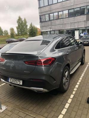 Grey Mercedes-Benz GLE 350 2021 in Vilnius, with an engine capacity of 1.99 L and mileage of 33 thousand km for 62800 €, photo 18 on AUTOMOTO.COM.LV