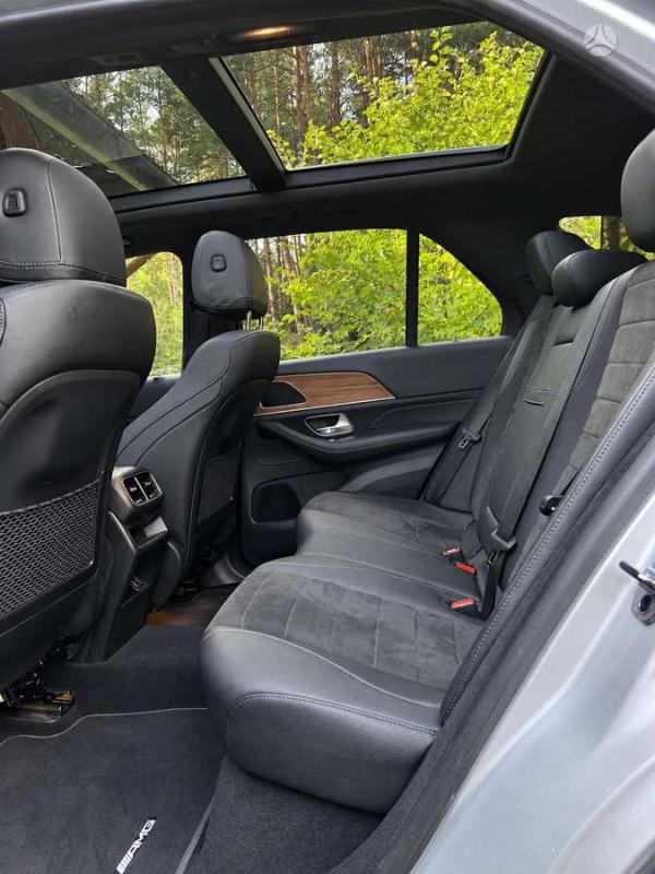 Pelēks Mercedes-Benz GLE 350 2021 Druskininkai, ar dzinēja tilpumu 1.99 L un nobraukumu 125 tūkst. km par 46900 €, foto 10 vietnē AUTOMOTO.COM.LV