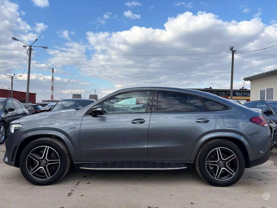 Pelēks Mercedes-Benz GLE 350 2021 Viļņa, ar dzinēja tilpumu 2.00 L un nobraukumu 150 tūkst. km par 49500 €, foto 7 vietnē AUTOMOTO.COM.LV