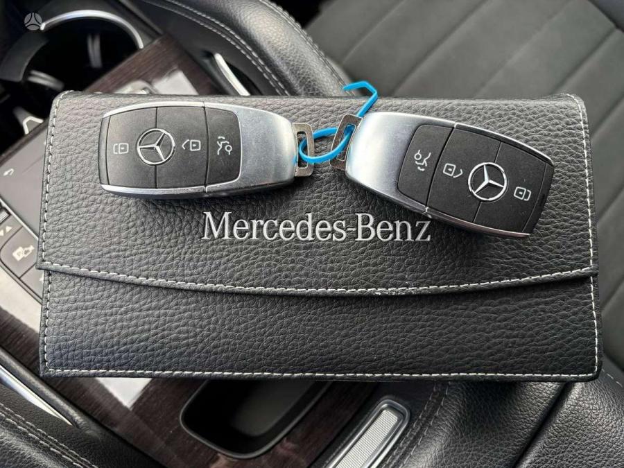 Pelēks Mercedes-Benz GLE 350 2021 Viļņa, ar dzinēja tilpumu 2.00 L un nobraukumu 150 tūkst. km par 49500 €, foto 40 vietnē AUTOMOTO.COM.LV