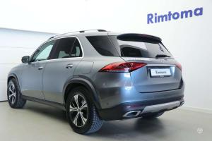 Pelēks Mercedes-Benz GLE 350 2022 Viļņa, ar dzinēja tilpumu 1.95 L un nobraukumu 97 tūkst. km par 48390 €, foto 3 vietnē AUTOMOTO.COM.LV
