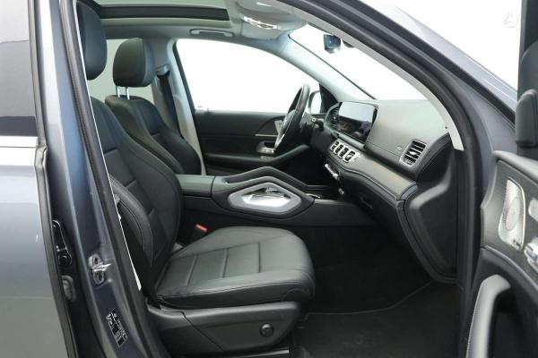 Grey Mercedes-Benz GLE 350 2022 in Vilnius, with an engine capacity of 1.95 L and mileage of 97 thousand km for 48390 €, photo 9 on AUTOMOTO.COM.LV