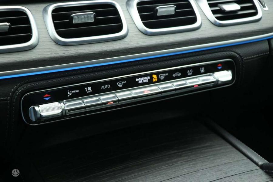 Pelēks Mercedes-Benz GLE 350 2022 Viļņa, ar dzinēja tilpumu 1.95 L un nobraukumu 97 tūkst. km par 48390 €, foto 26 vietnē AUTOMOTO.COM.LV