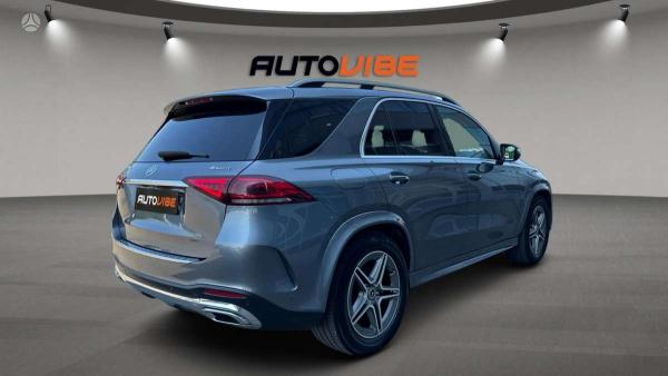 Grey Mercedes-Benz GLE 350 2022 in Vilnius, with an engine capacity of 1.95 L and mileage of 134 thousand km for 48888 €, photo 6 on AUTOMOTO.COM.LV