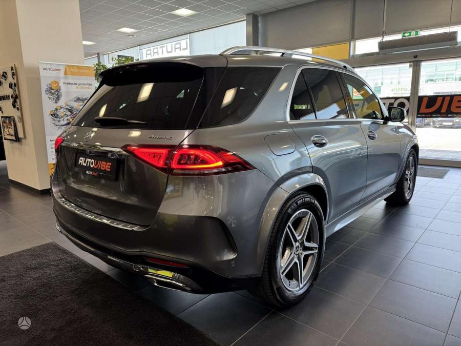 Pelēks Mercedes-Benz GLE 350 2022 Viļņa, ar dzinēja tilpumu 1.95 L un nobraukumu 134 tūkst. km par 48888 €, foto 37 vietnē AUTOMOTO.COM.LV