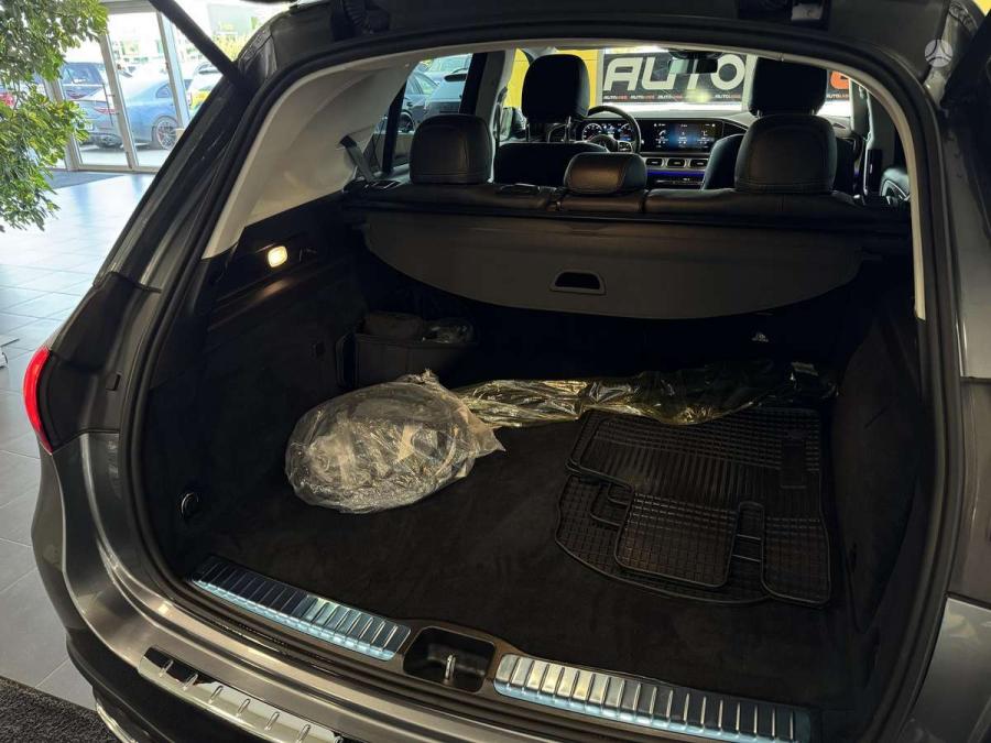 Pelēks Mercedes-Benz GLE 350 2022 Viļņa, ar dzinēja tilpumu 1.95 L un nobraukumu 134 tūkst. km par 48888 €, foto 41 vietnē AUTOMOTO.COM.LV