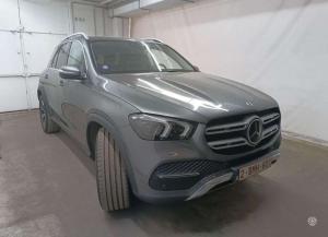 Серый Мерседес ГЛE 350 2022 в Вильнюс, объемом двигателя 1.95 л и пробегом 118 тыс. км за 39990 €, фото 4 на AUTOMOTO.COM.LV