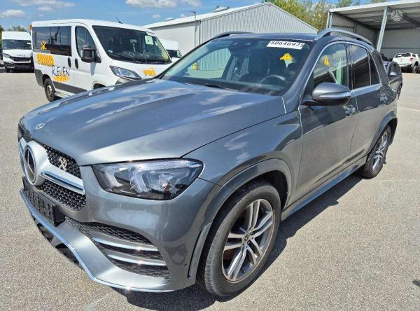 Grey Mercedes-Benz GLE 350 2022 in Klaipeda, with an engine capacity of 1.95 L and mileage of 100 thousand km for 19500 €, photo 3 on AUTOMOTO.COM.LV