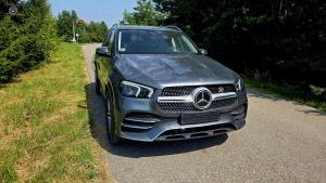 Grey Mercedes-Benz GLE 350 2022 in Vilnius, with an engine capacity of 1.95 L and mileage of 100 thousand km for 49650 €, photo 5 on AUTOMOTO.COM.LV