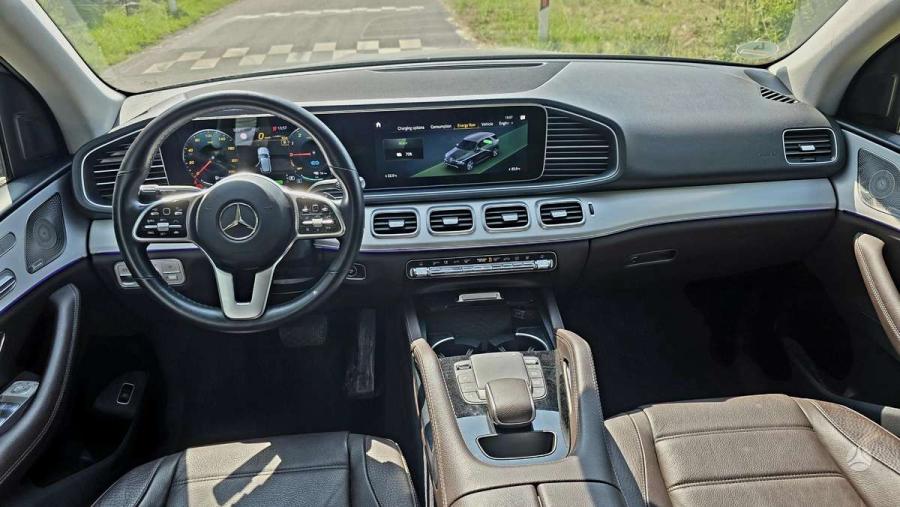 Grey Mercedes-Benz GLE 350 2022 in Vilnius, with an engine capacity of 1.95 L and mileage of 100 thousand km for 49650 €, photo 10 on AUTOMOTO.COM.LV