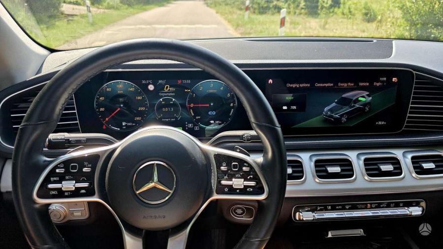 Grey Mercedes-Benz GLE 350 2022 in Vilnius, with an engine capacity of 1.95 L and mileage of 100 thousand km for 49650 €, photo 15 on AUTOMOTO.COM.LV