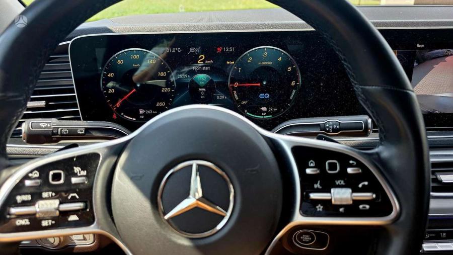Grey Mercedes-Benz GLE 350 2022 in Vilnius, with an engine capacity of 1.95 L and mileage of 100 thousand km for 49650 €, photo 21 on AUTOMOTO.COM.LV