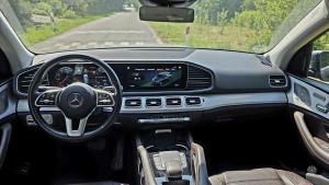 Grey Mercedes-Benz GLE 350 2022 in Vilnius, with an engine capacity of 1.95 L and mileage of 100 thousand km for 49650 €, photo 23 on AUTOMOTO.COM.LV