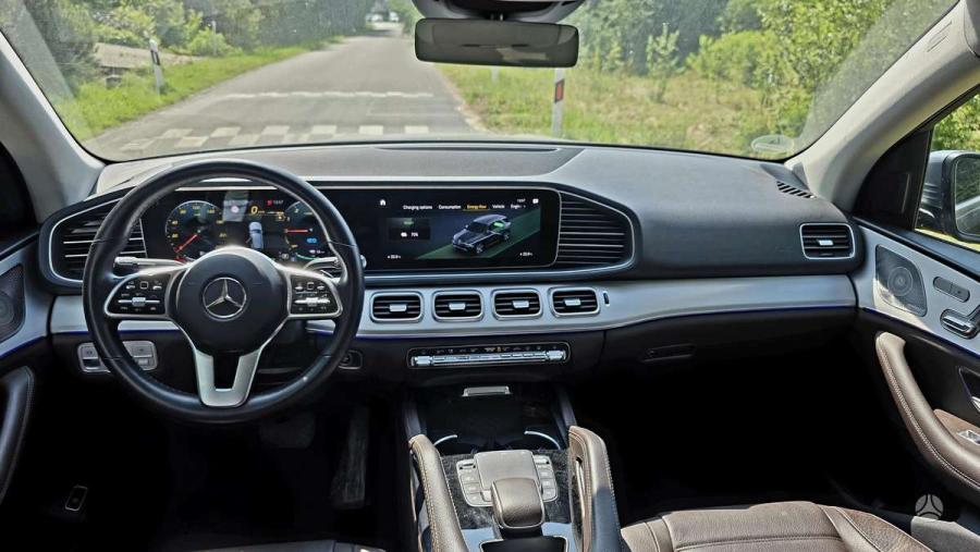 Grey Mercedes-Benz GLE 350 2022 in Vilnius, with an engine capacity of 1.95 L and mileage of 100 thousand km for 49650 €, photo 23 on AUTOMOTO.COM.LV