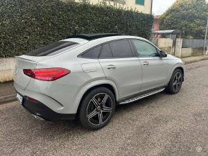 Pelēks Mercedes-Benz GLE 350 2025 Kauņa, ar dzinēja tilpumu 2.00 L un nobraukumu 17 tūkst. km par 85000 €, foto 4 vietnē AUTOMOTO.COM.LV